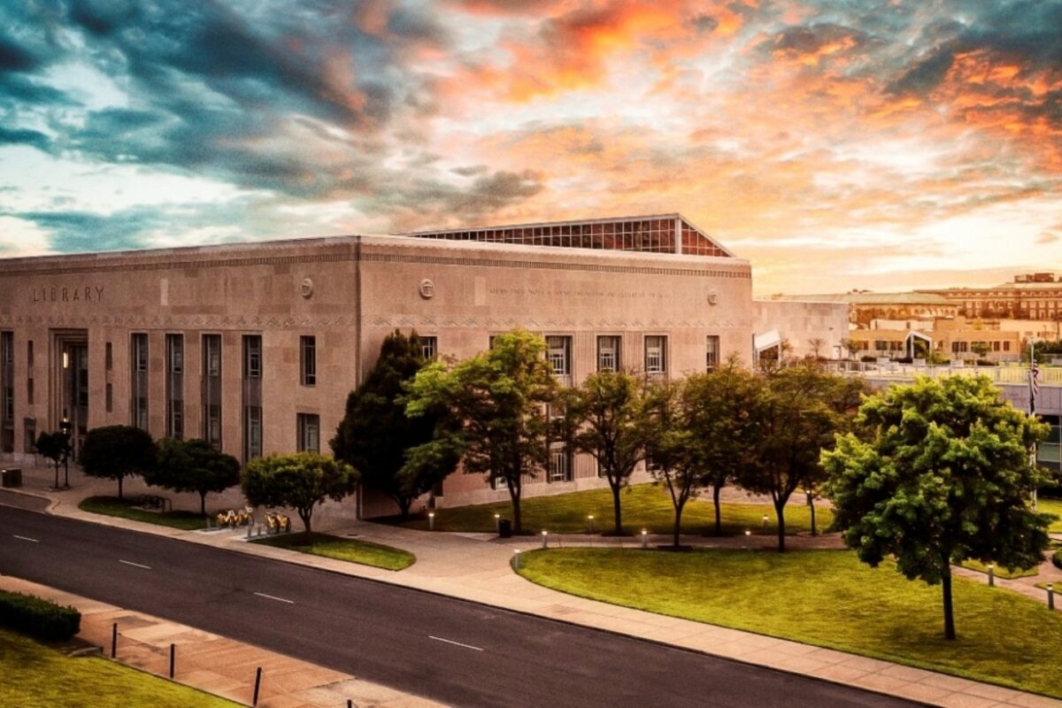 Leadership – Toledo Lucas County Public Library – TLCPL